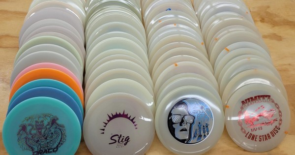 Glow Assortment Bundle, glow in the dark discs, late night disc golf ...